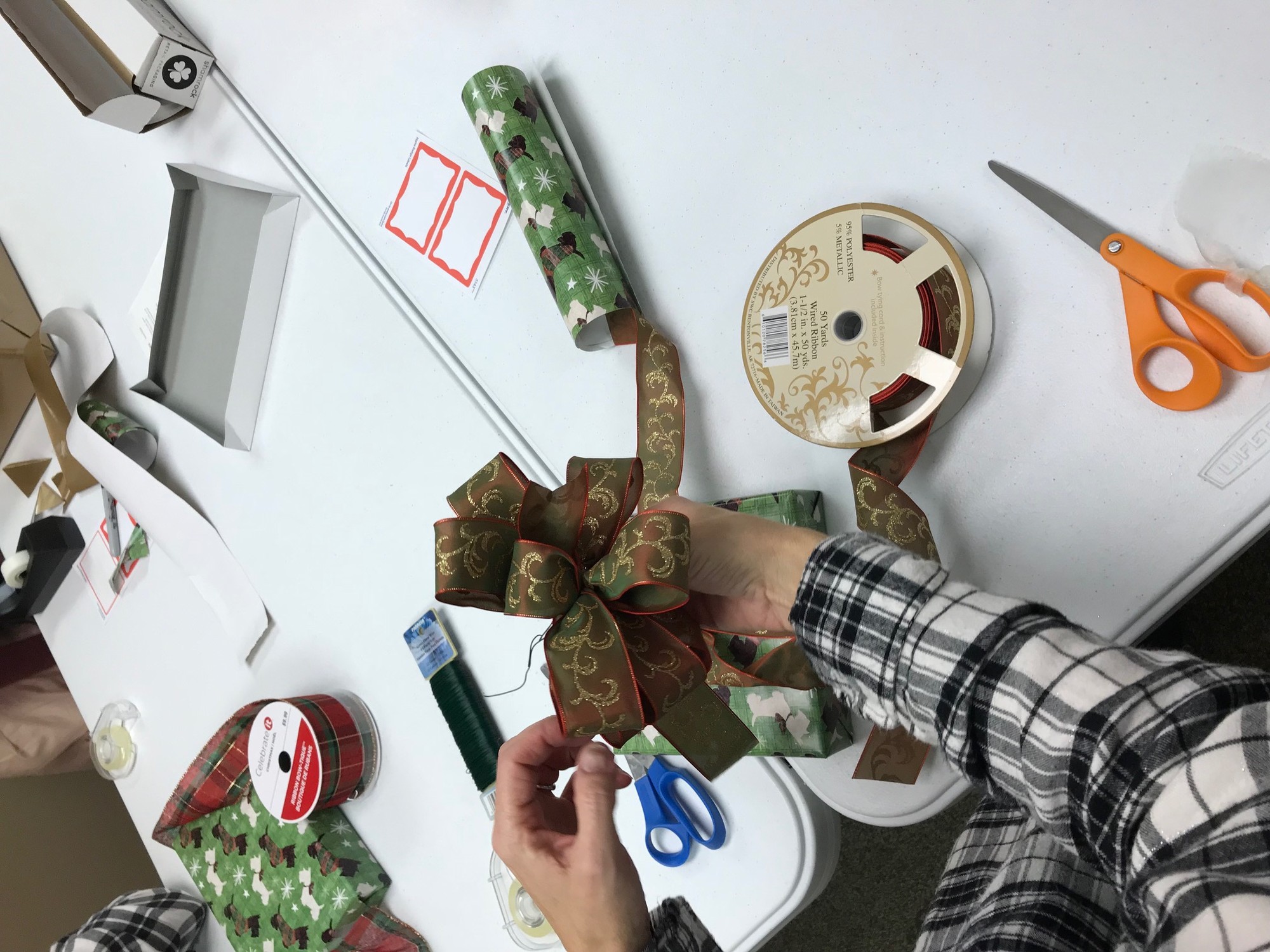 Training Committee Hosts Gift Wrapping and Bridge Trainings – Junior ...